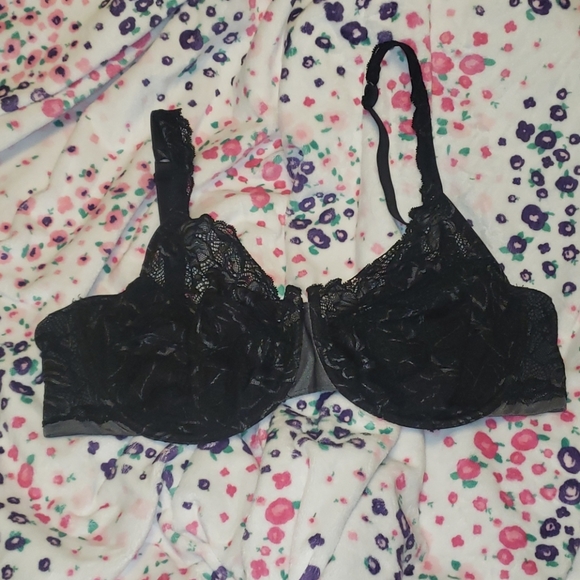 Bali | Intimates & Sleepwear | Unlined Bra | Poshmark